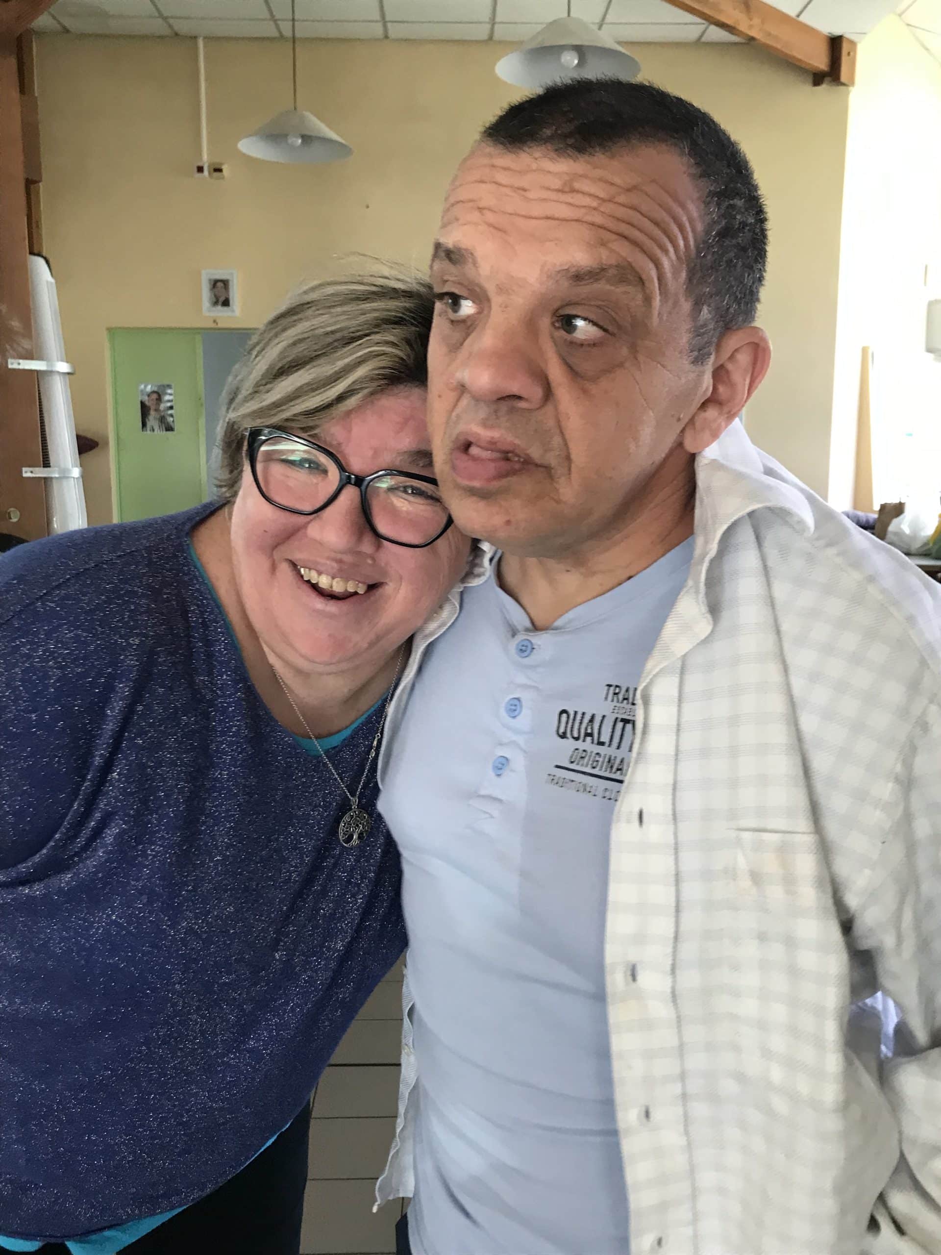 [2 AVRIL - JOURNÉE MONDIALE DE SENSIBILISATION À L'AUTISME] L’Adapei 33 voit la vie en bleu ...